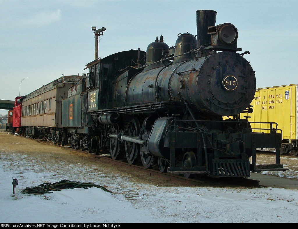 CBQ 915 - Displayed 4-6-0